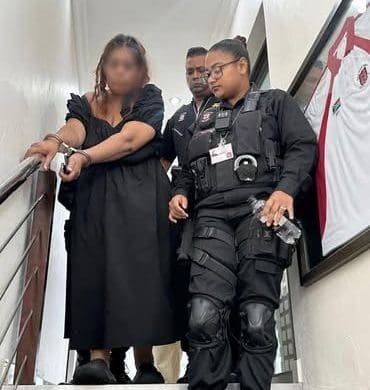 Notorious Con Artists Who Scammed Their Way to Fame - Under Coverist