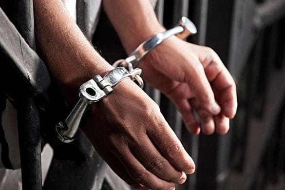 Florida Man Henry Betsey Jr. Arrested for Bigamy - Under Coverist