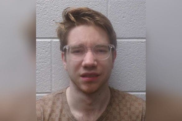 Father Arrested for Assaulting and Throwing Daughter into River in ...