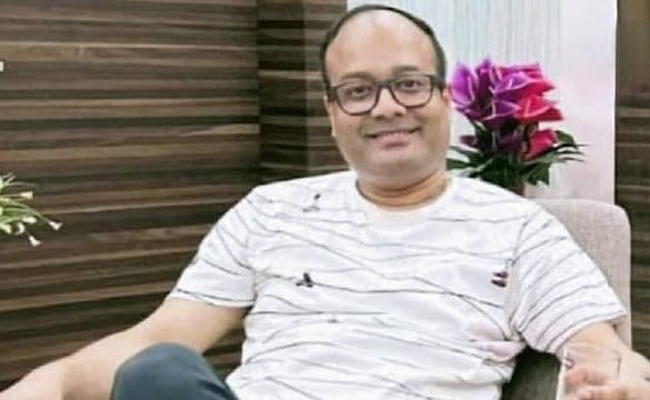 Dr. Mona Ghosh Jailed for $2.4M Healthcare Fraud - Under Coverist